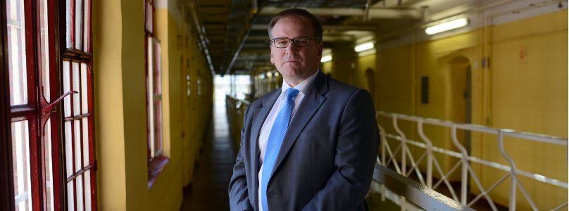 Interview mit Martin Riemer, Leiter der JVA Tegel: "Auch Sie können im ...