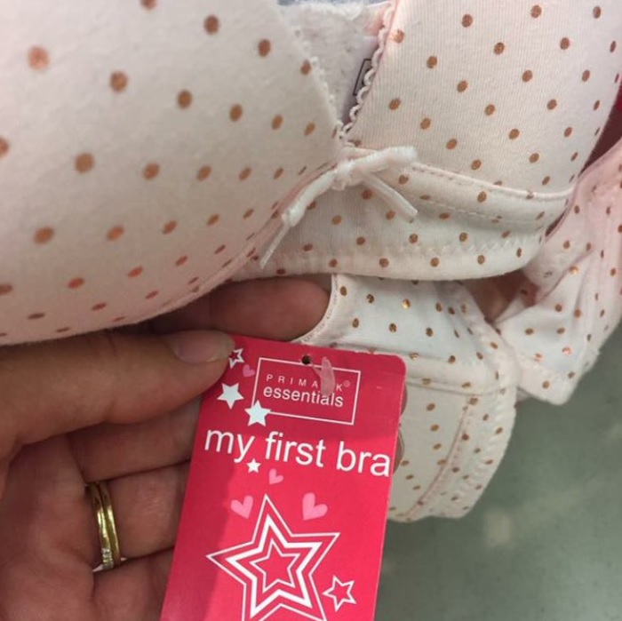 Primark sorgt für Skandal: Eltern empören sich über BHs für Siebenjährige