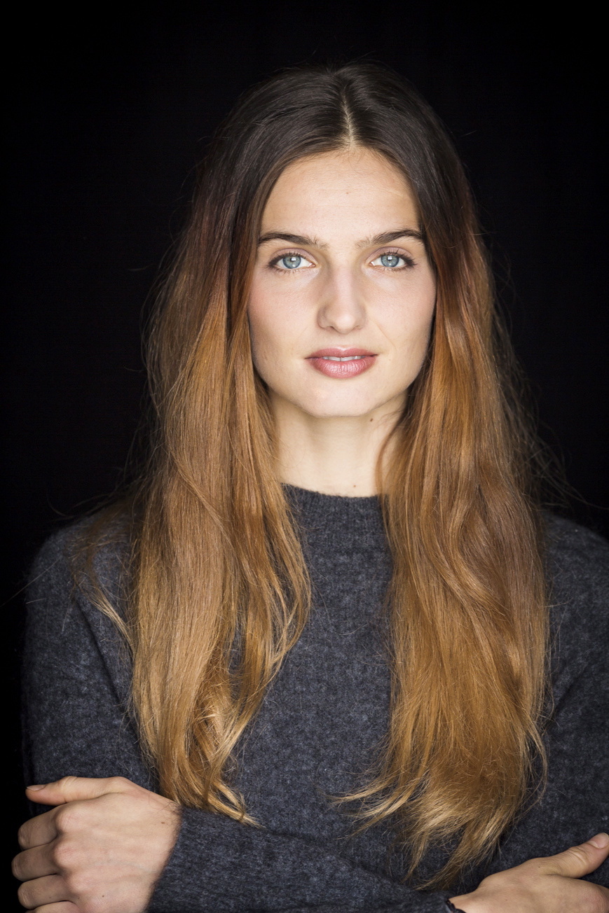 Jenifer Girke „Parallelwelten“: Berliner Journalistin schreibt ein Buch ...