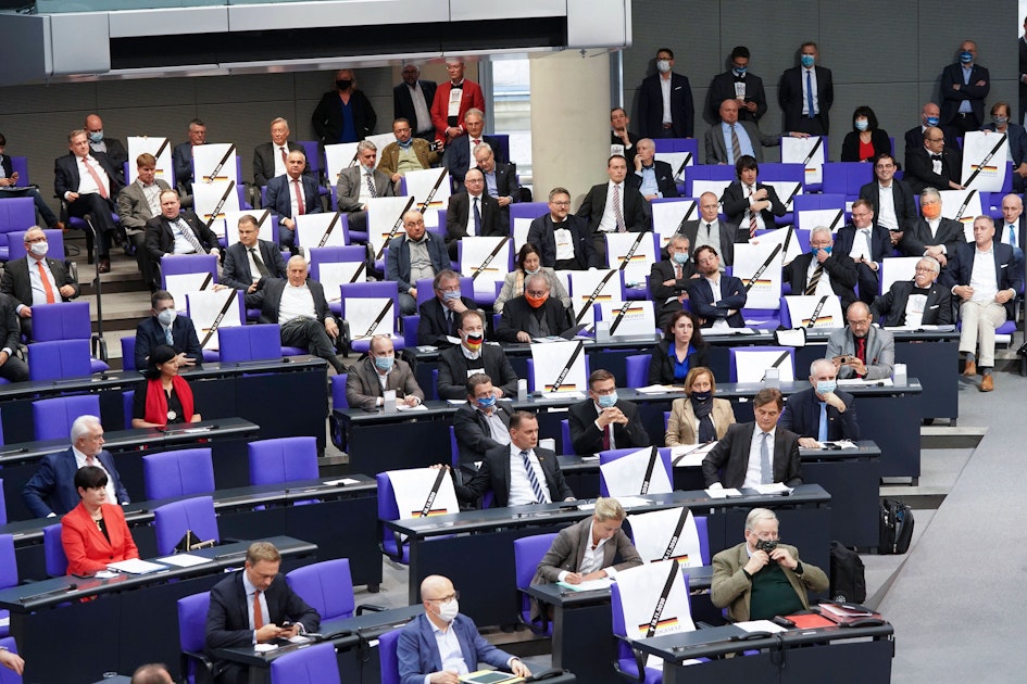 Bundestag und Bundesrat beschließen Gesetz: Corona-Maßnahmen befristet!