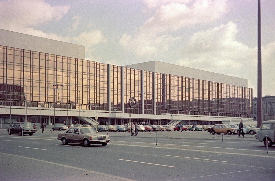 #27: Nationale Front