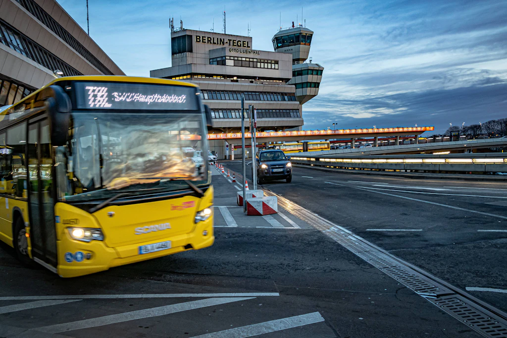 TXL dicht: Berlin stellt Bus-Linien ein