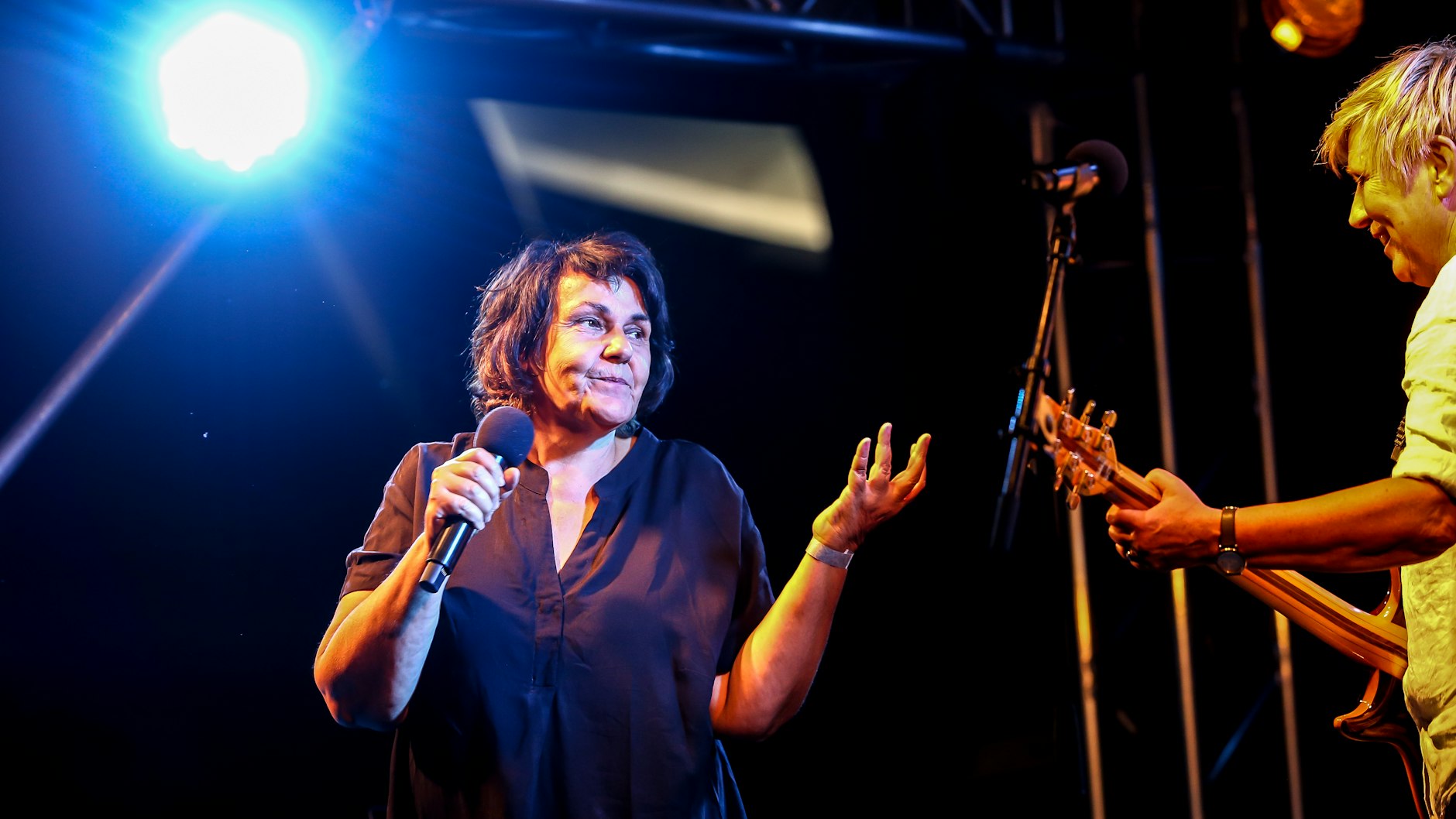 Christiane Rösinger und Nansea bei „20 Sunsets“: Pop, Pärchen und Politik