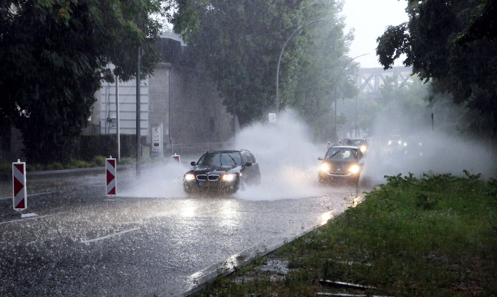 Deutscher Wetterdienst: Gewitter und Starkregen rollen auf Berlin zu