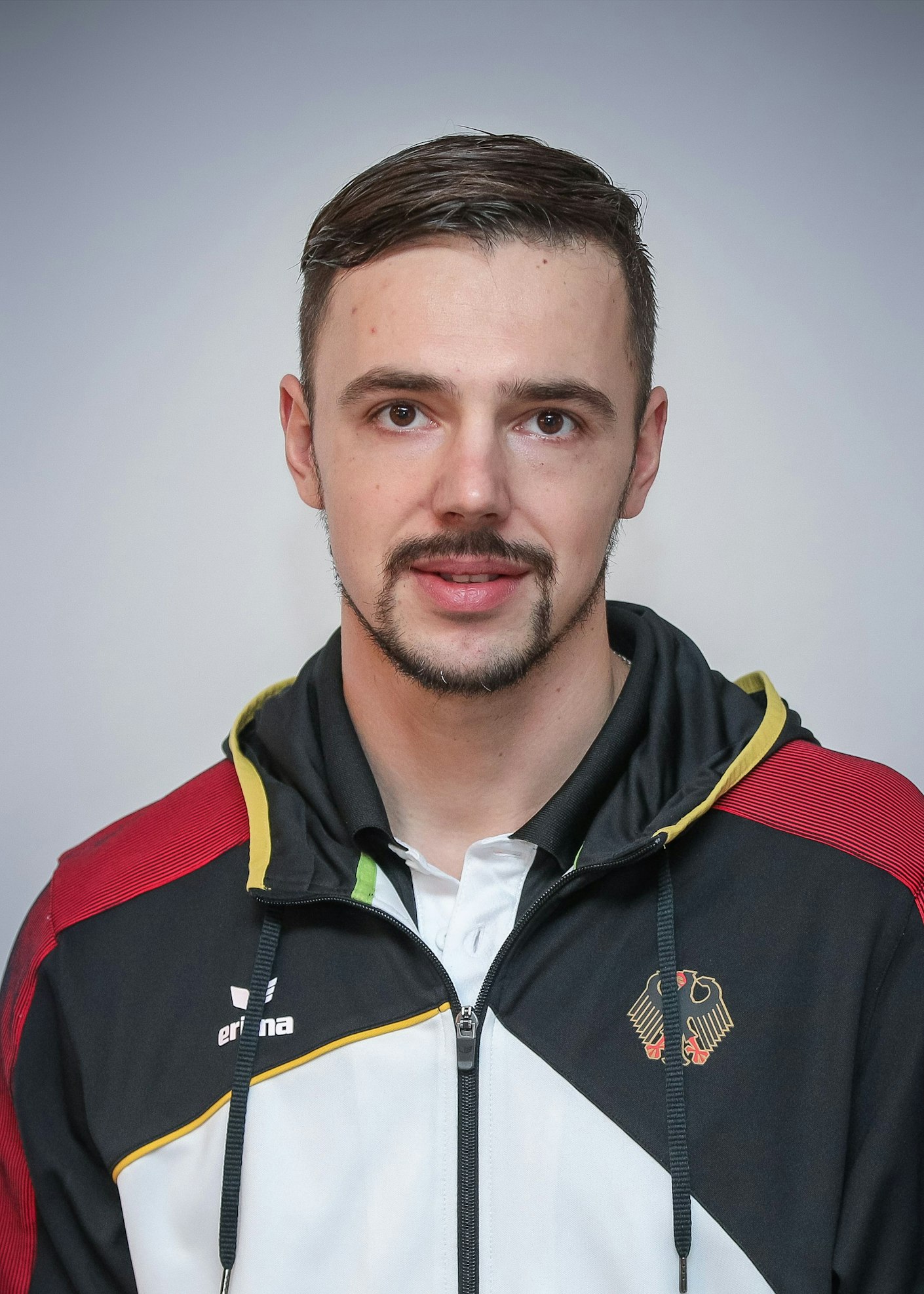 Tim Focken fährt als erster deutscher Afghanistan-Veteran zu den ...