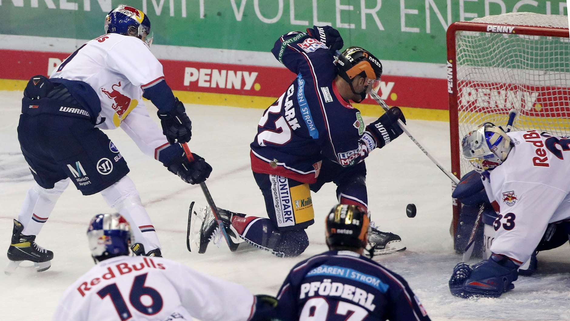 Auf Titeljagd: Kevin Clark zählt bereits zu den „Big Boys“ der Eisbären ...