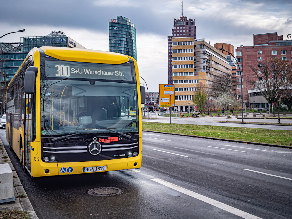 Eine Fahrt mit dem M41 ist wie ein Krimi, aber wer wagt mal die Linie 300?