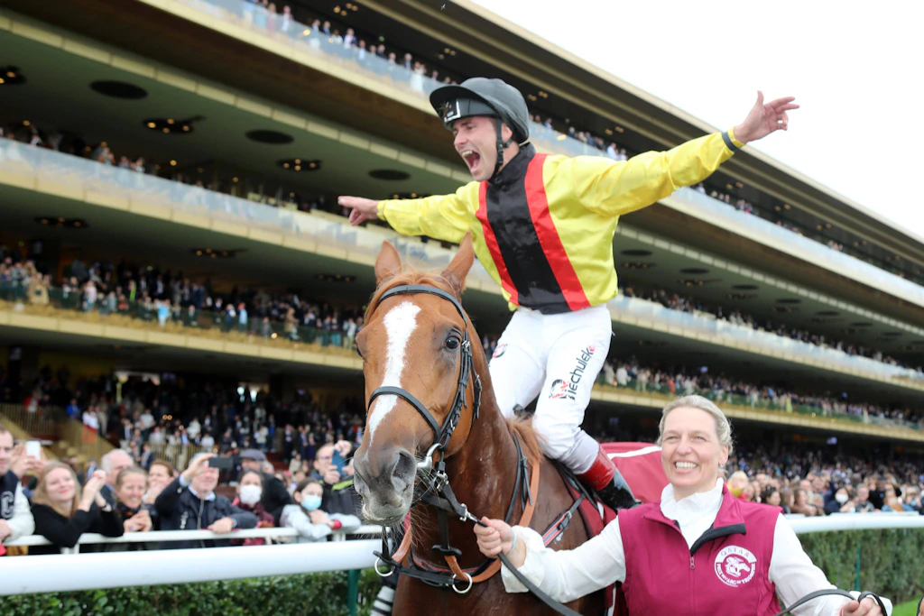 Sensation in Paris: Torquator Tasso gewinnt Prix de l'Arc de Triomphe