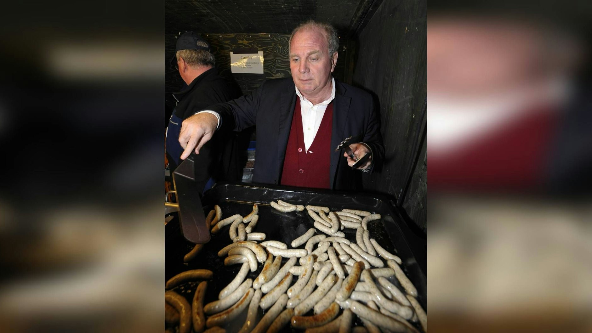 Bayerns Ehrenpräsident Uli Hoeneß pöbelt gegen Veganer: „Die sind ja ...