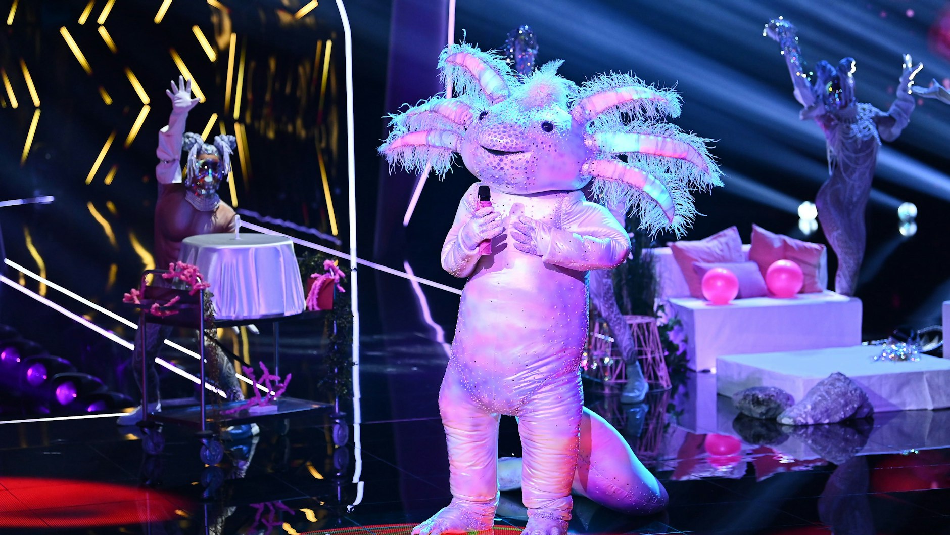 „The Masked Singer“: Mega-Überraschung! Axolotl und Teddy sind enthüllt ...