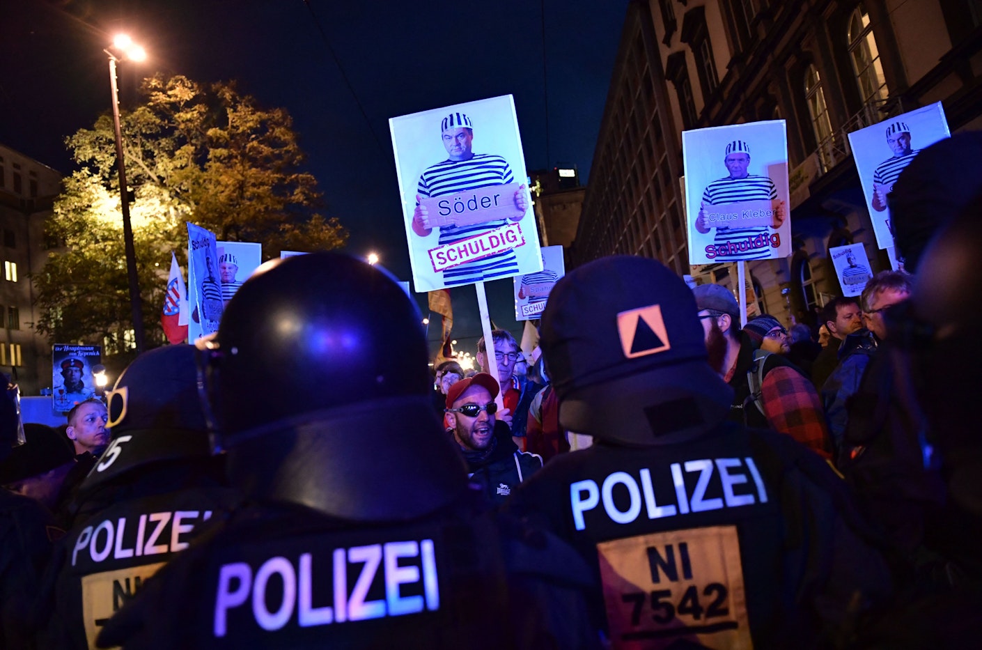 Demos in Leipzig: Verletzte und Festnahmen bei „Querdenken“-Protest