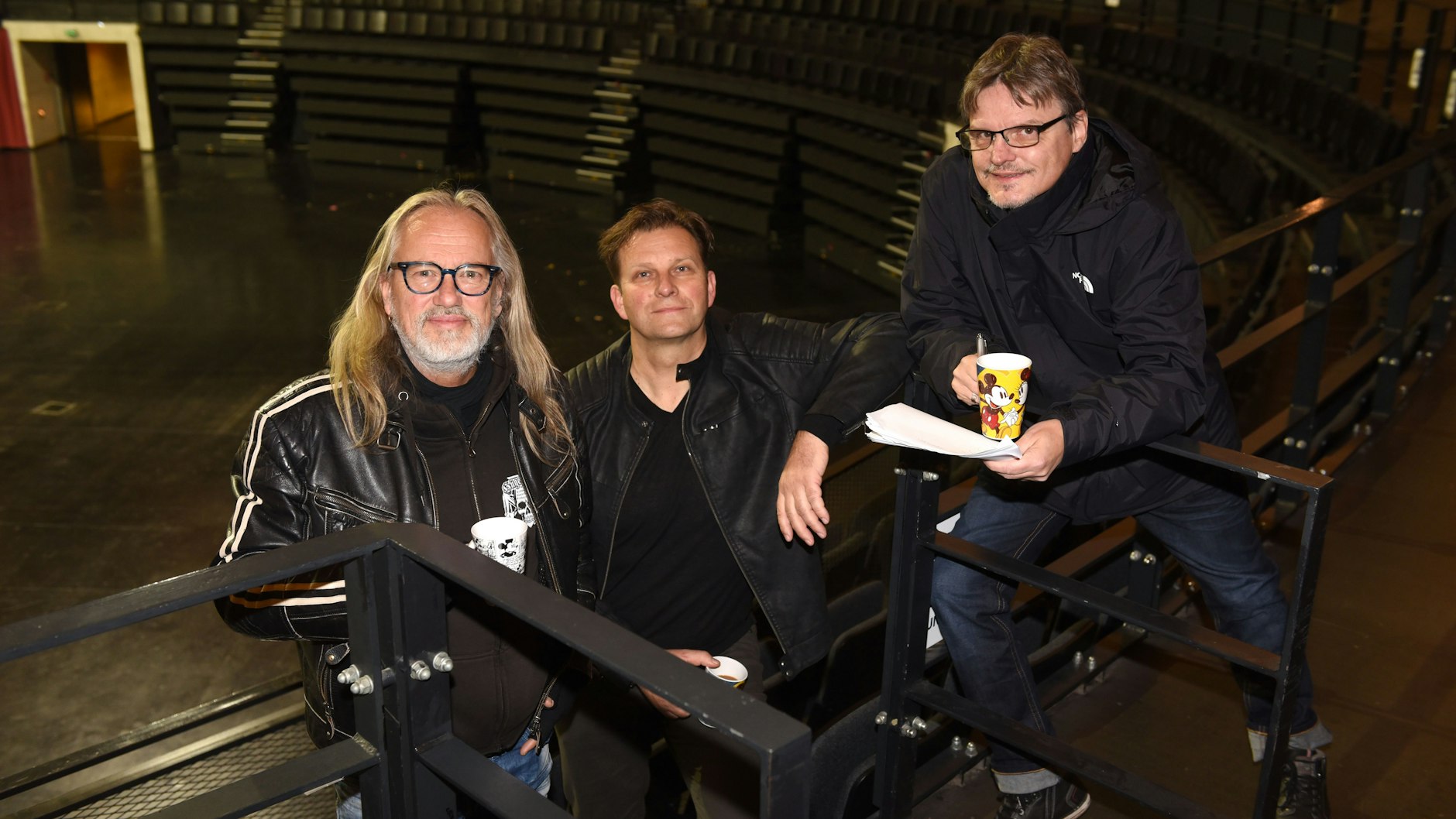 Musik-Wahnsinn im Tempodrom: Ostrocker Hardy Krischkowsky holt Pink ...