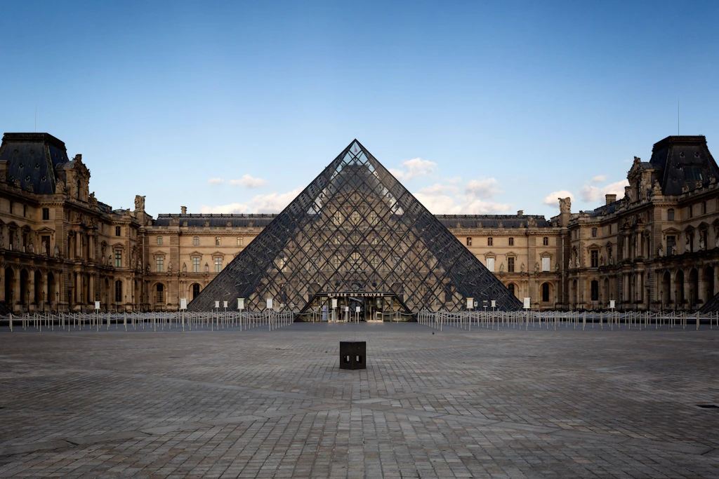 Der Louvre Enthüllt Seine Schätze Online Zu über 480 000 Werken