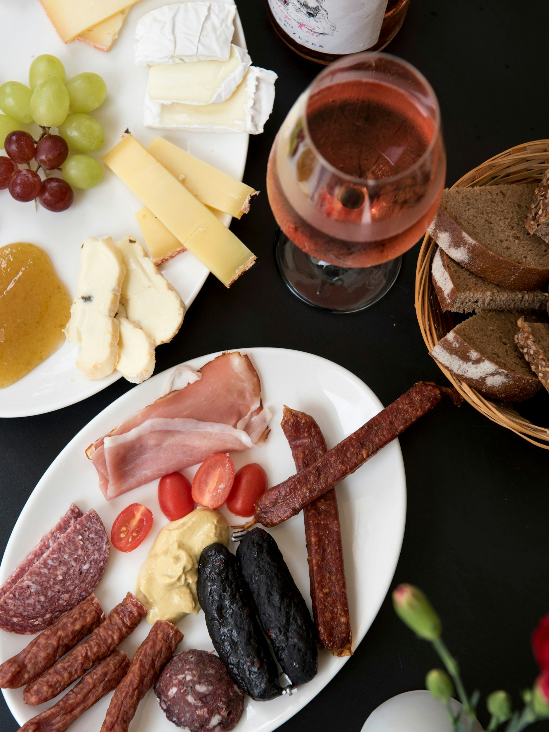 Der Mauerwinzer: Genuss ohne Grenzen