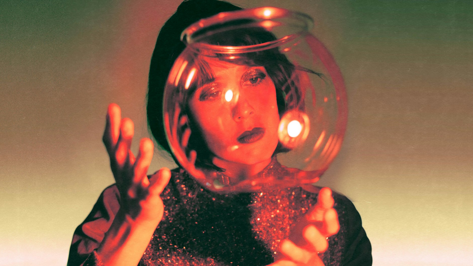 Half Waif und ihr Album „Mythopoetics“: So schön kann Schmerz klingen