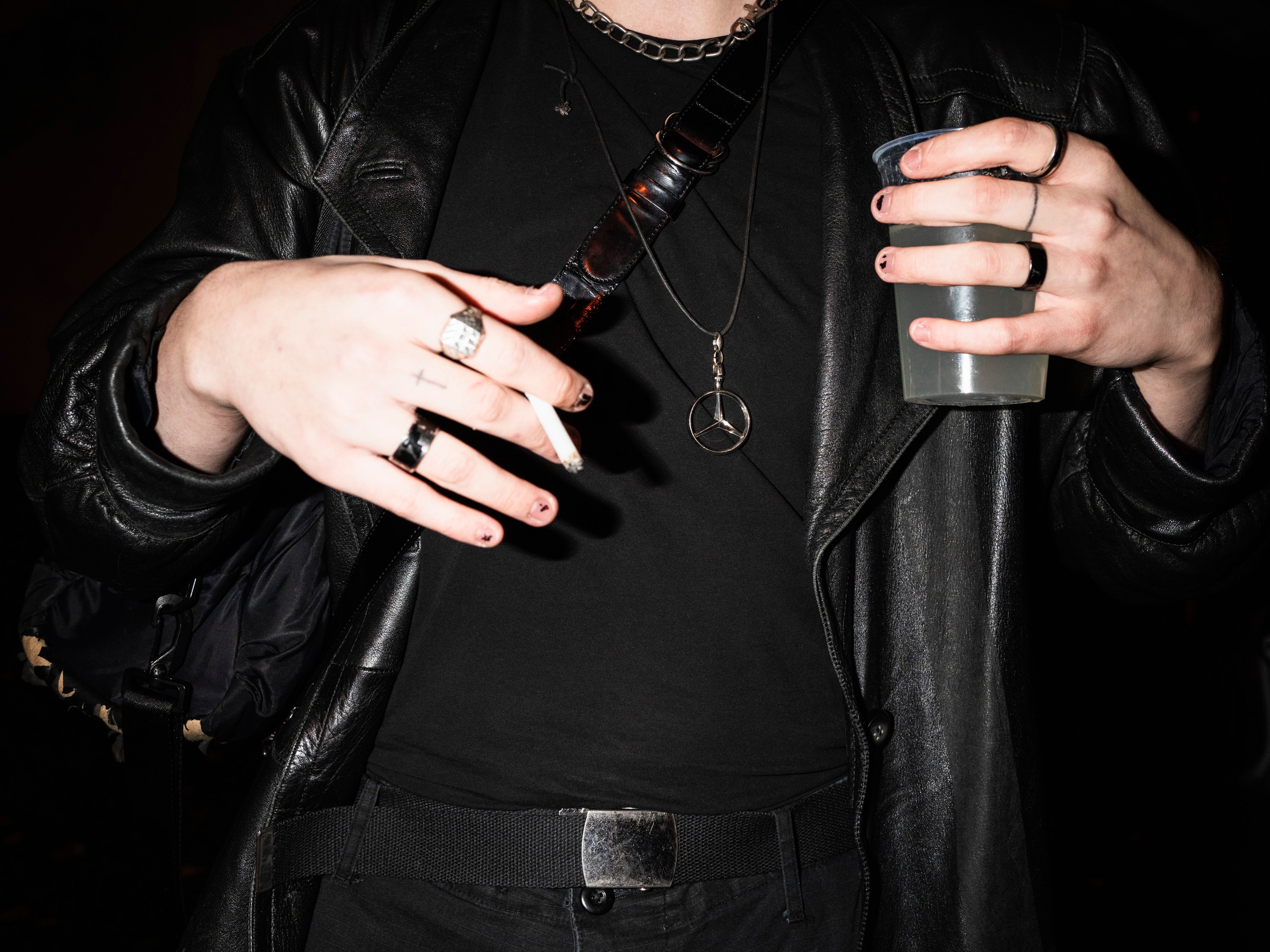 Dresscode für die Berliner Clubs: Was man für Berghain und Co. anziehen ...