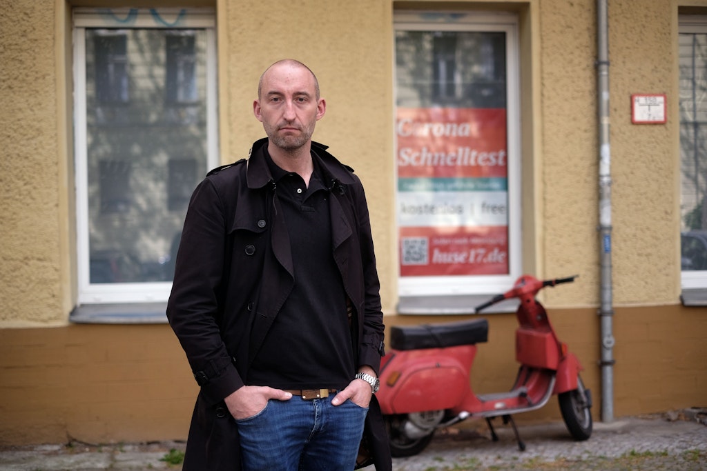 SEK-Einsatz: Razzia bei Corona-Kritiker Paul Brandenburg