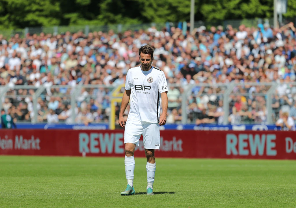 Danke Trainer! Auch Christian Beck vorm Absprung beim BFC