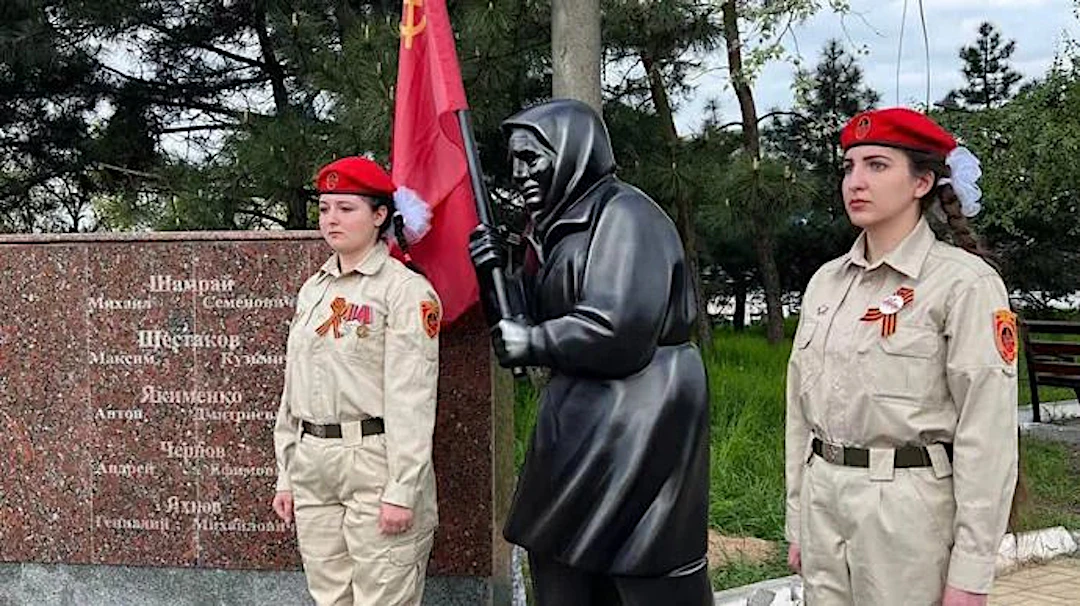 Russische Propaganda und die wahre Geschichte der Babuschka Z