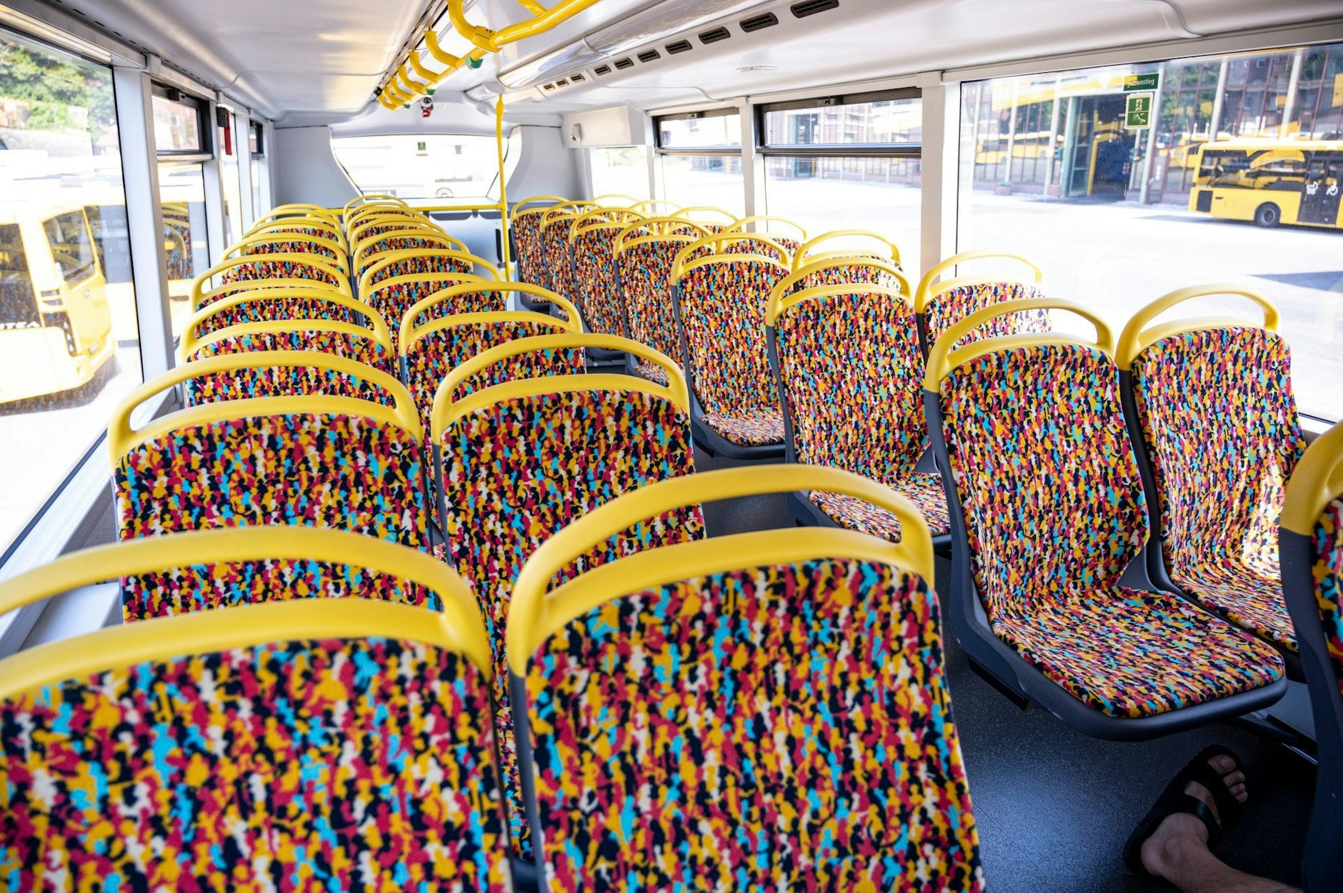 BVG-Sitze werden wieder bunter: Neues Muster vorgestellt