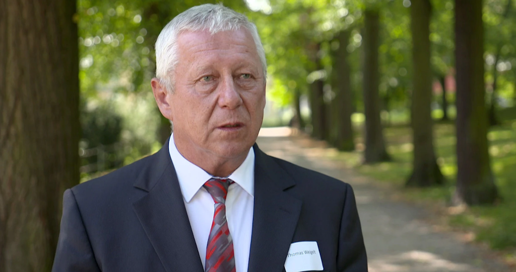 Thüringen: Bürgermeister greift Reporter an - Rücktritt gefordert