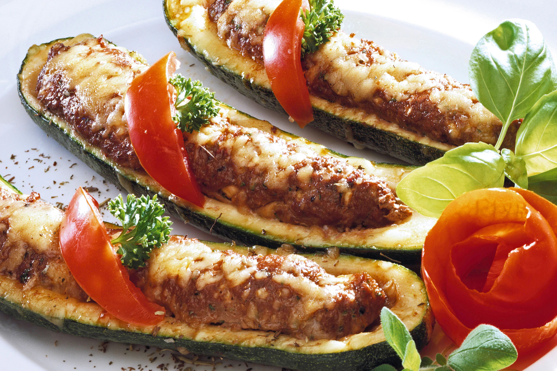 Geniales Rezept für gefüllte Zucchini mit Hackfleisch: So lecker und ...