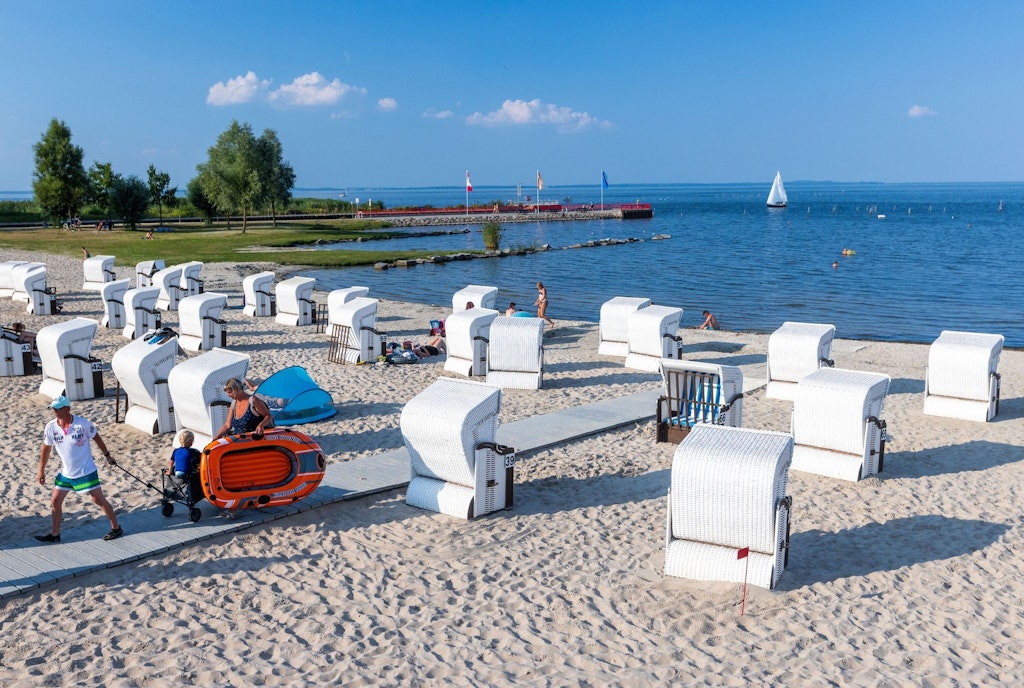 Baden und Angeln im Haff wieder erlaubt