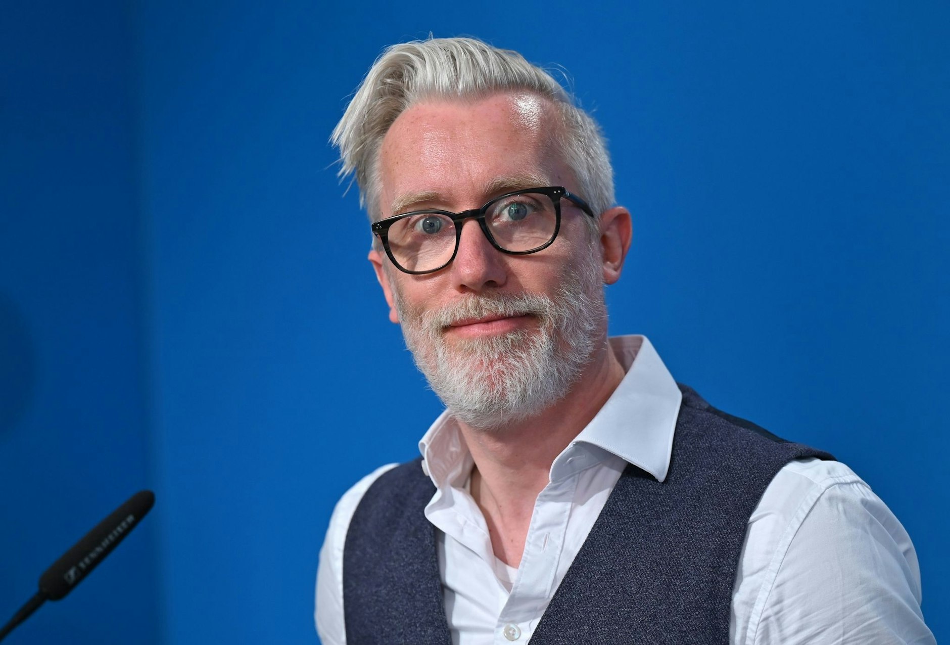 Hoff hält Verkaufsstopp für Winnetou-Bücher für falsch