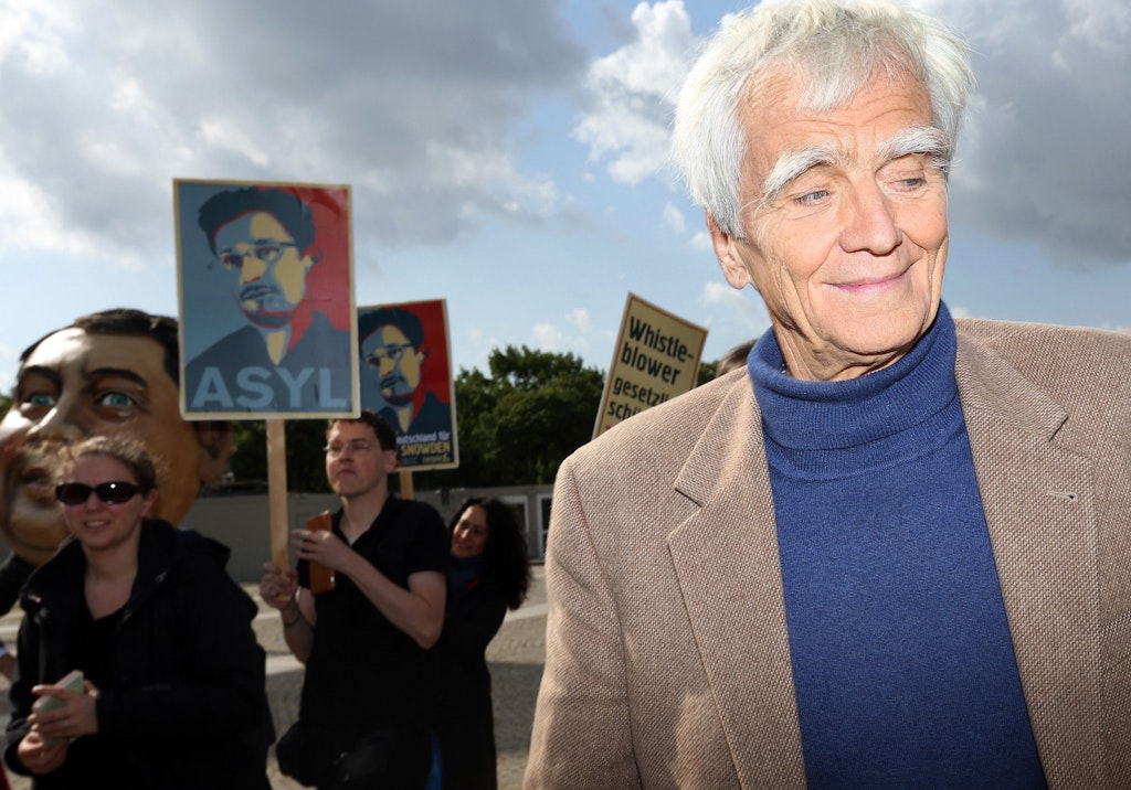 John Goetz über Hans-Christian Ströbele: Wie man sich einmischt und ...