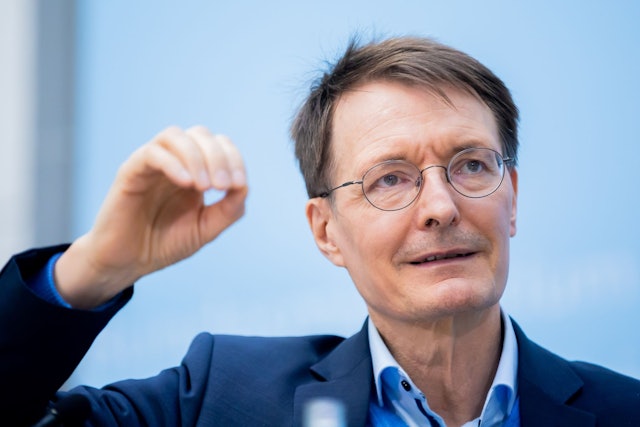 Warum verteidigen Söder und Lauterbach den Bild-Journalisten Paul ...