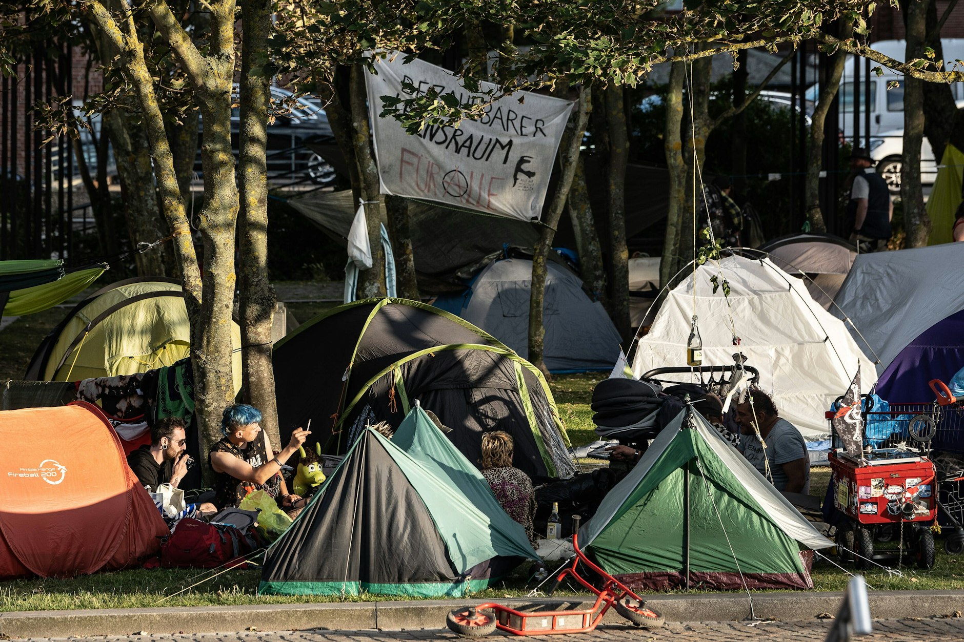 Sylt: Polizei soll Punker-Protestcamp räumen