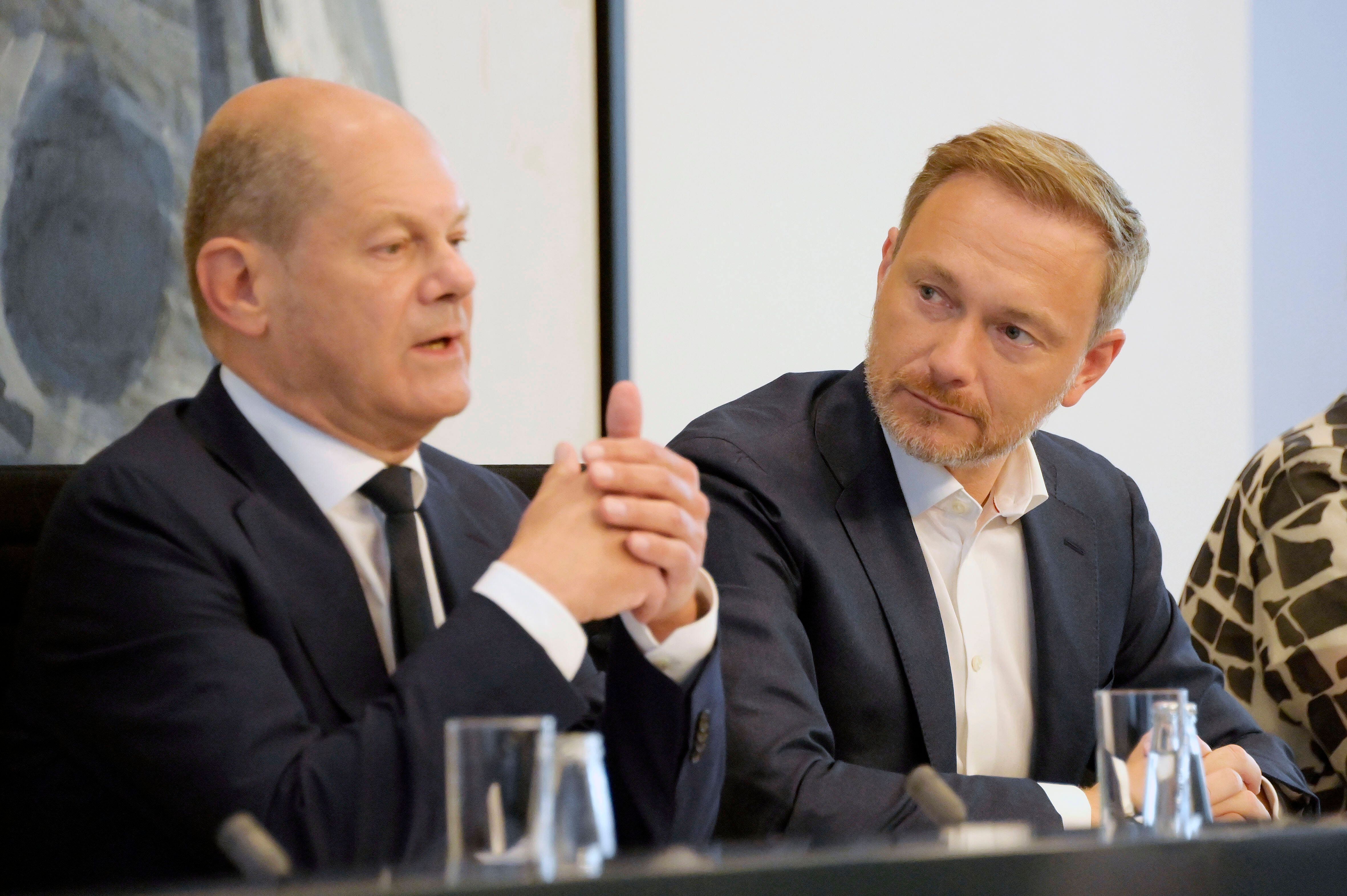 „Gießkanne“: Kritik von Industrie und Wirtschaft an Entlastungspaket