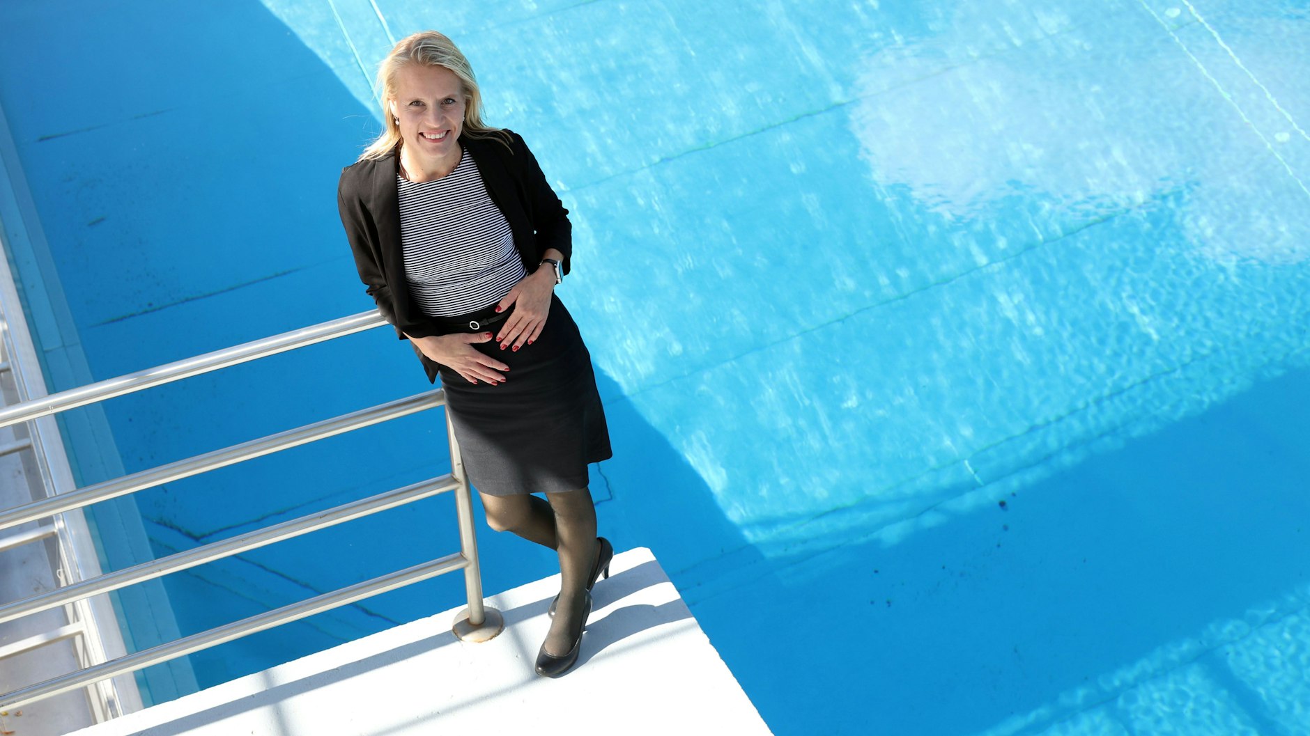 Endlich! Das Freibad Pankow bekommt seine Sonnenterrasse wieder