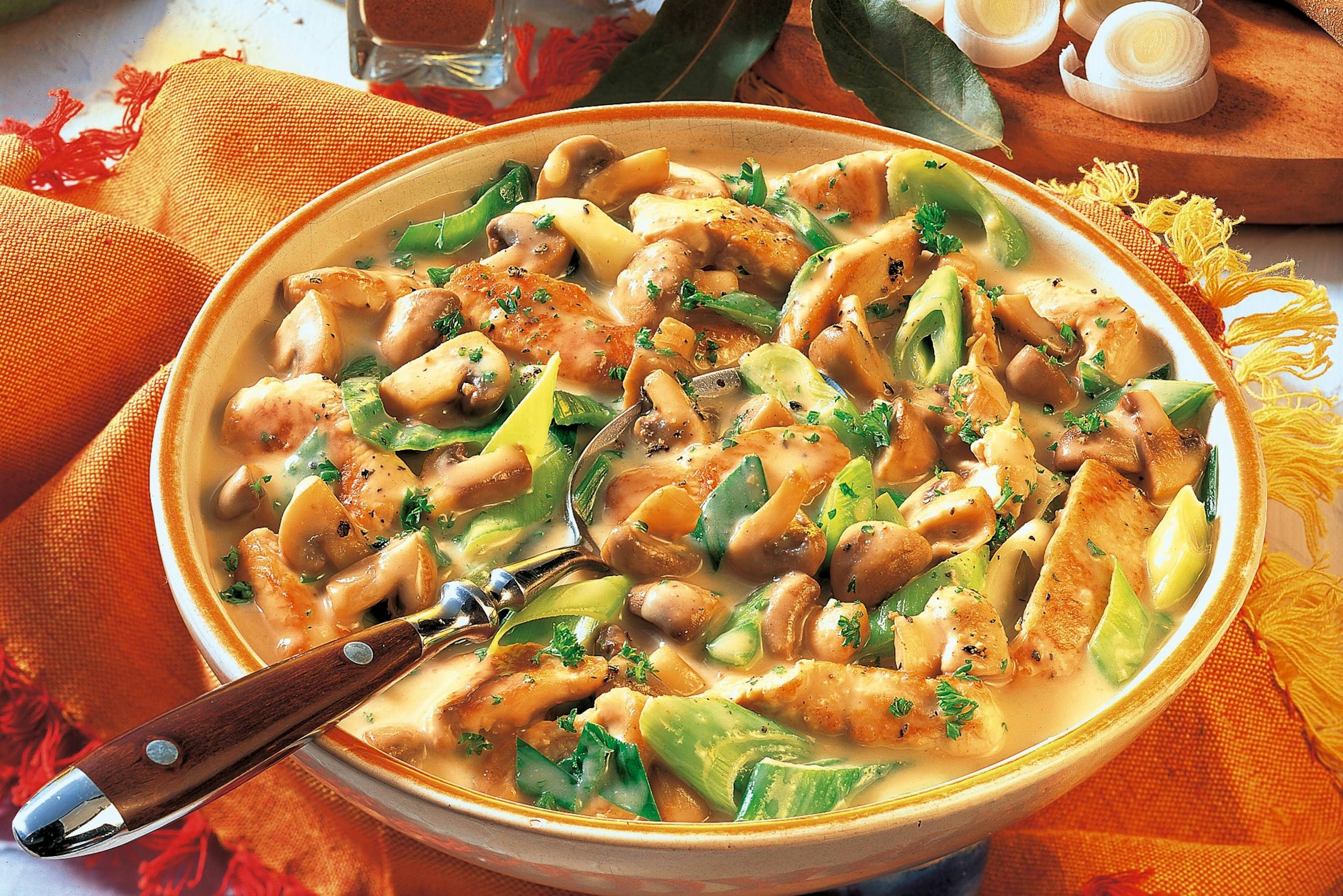 Das Quicky-Rezept: Omas schnelles Puten-Gulasch – fix gemacht und so lecker!