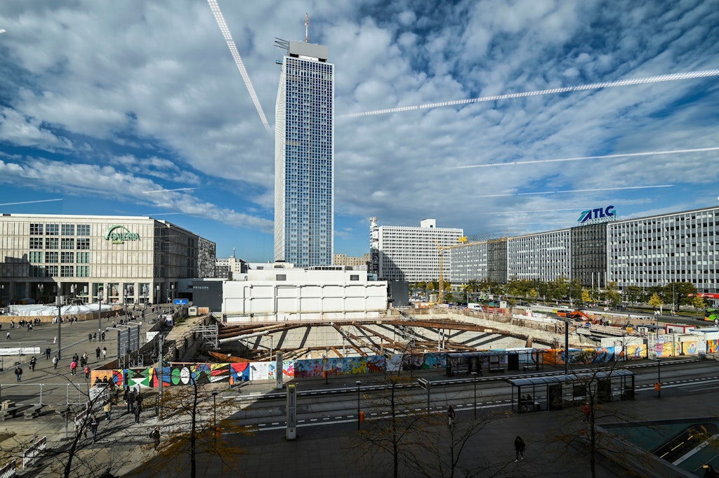 Tunnel-Ärger am Alex: Linke fordert Baustopp und neue Untersuchungen ...