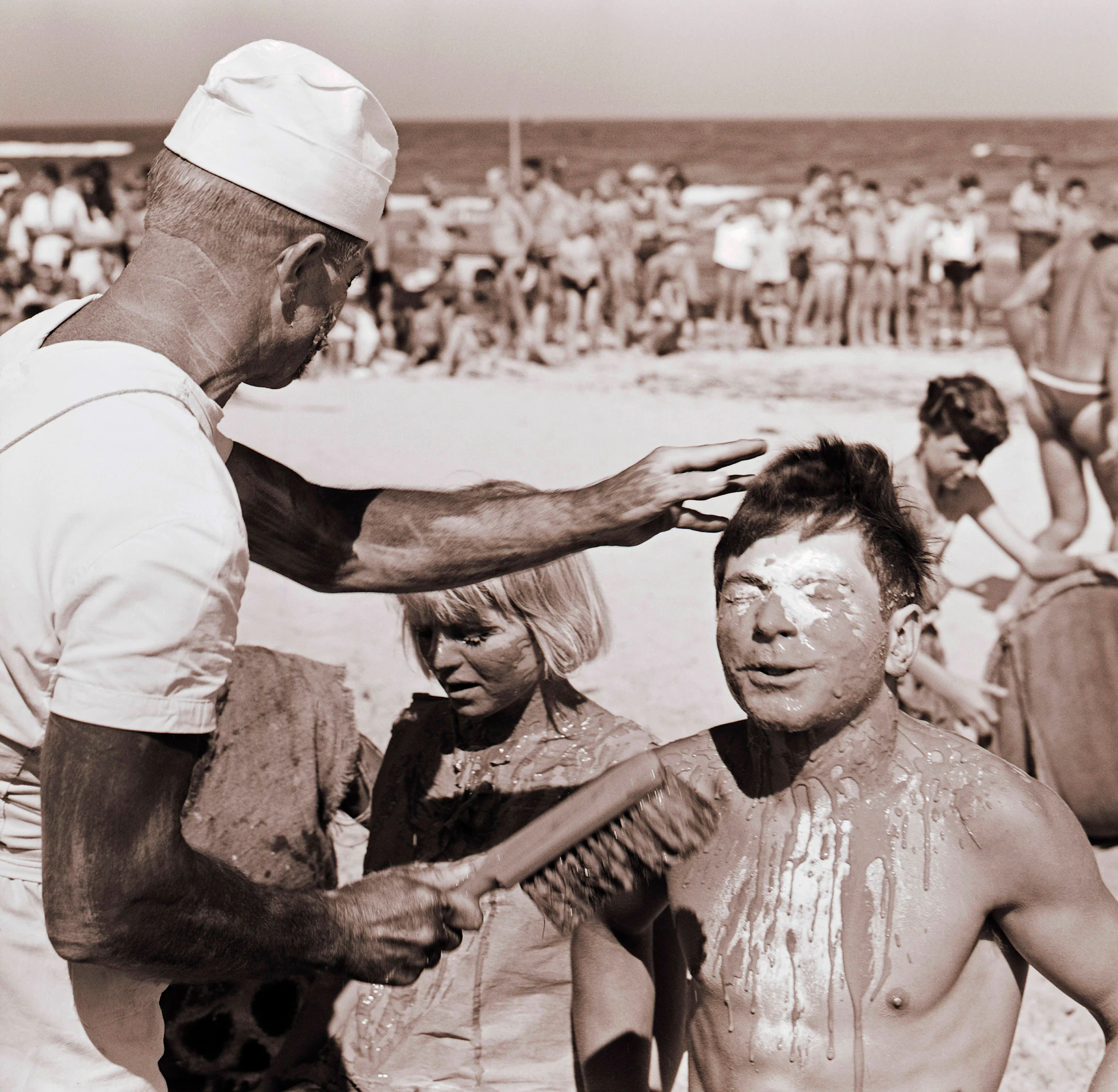 Ferienlager in der DDR: Zwischen Neptunfest und Fahnenappell