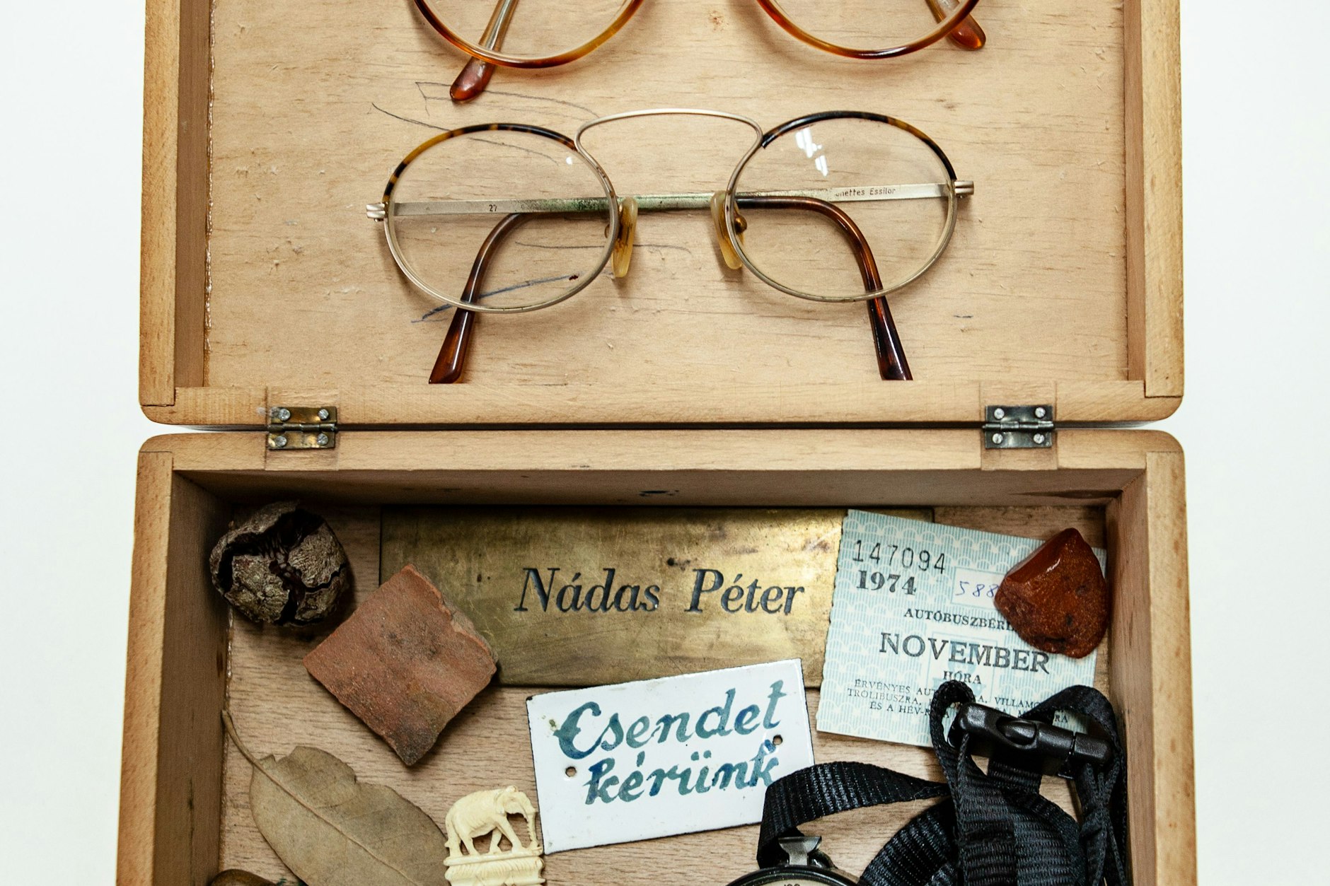 Péter Nádas gibt sein Archiv nach Berlin. In Ungarn wollte man es nicht