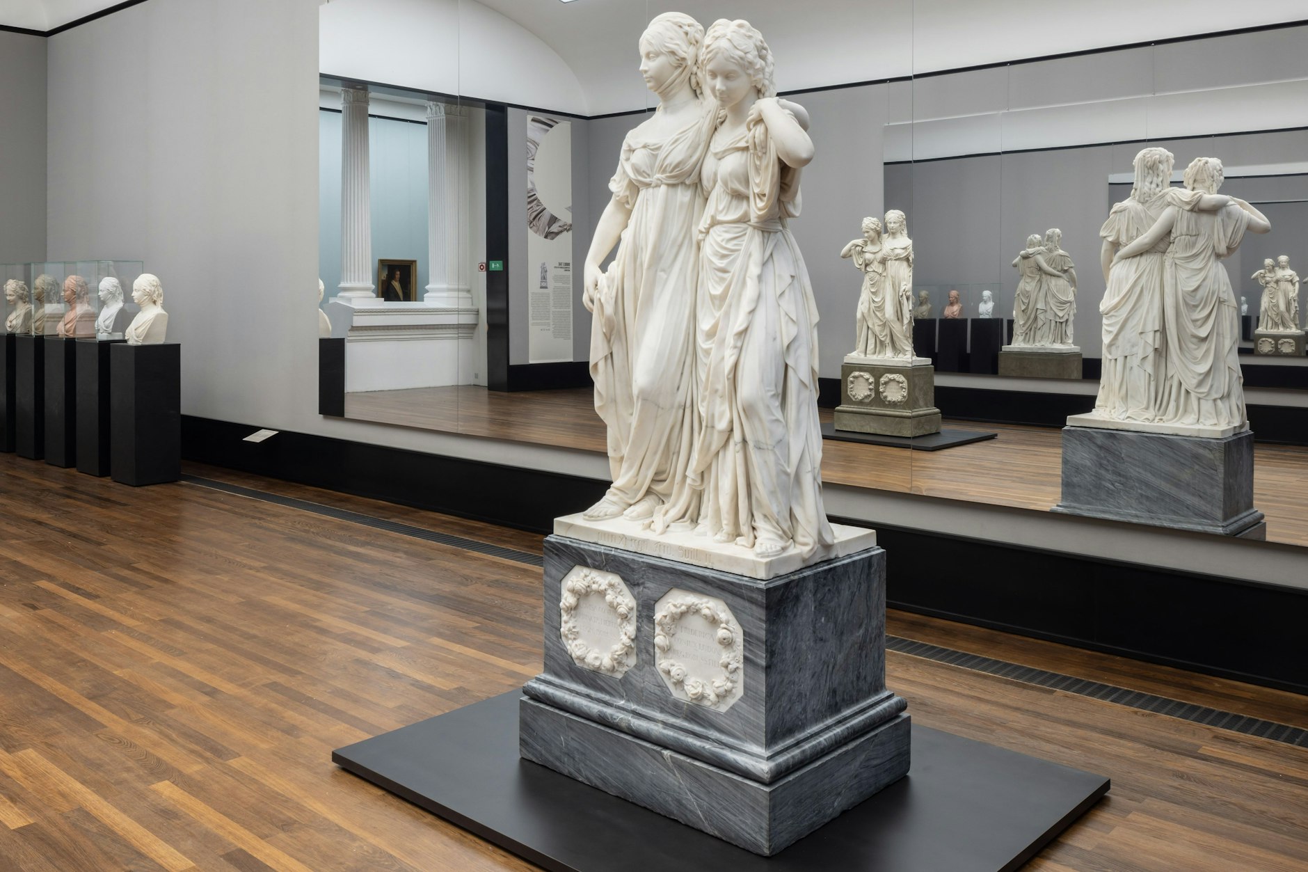 Zeit der Zärtlichkeit: Gottfried Schadows gespiegelte Prinzessinnen