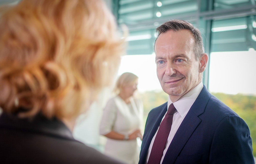 „Laden so einfach wie Tanken“: Wissings Pläne für E-Autos