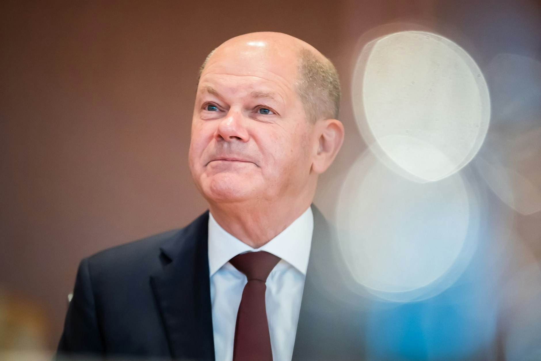 Bundeskanzler Scholz besucht BASF in der Lausitz