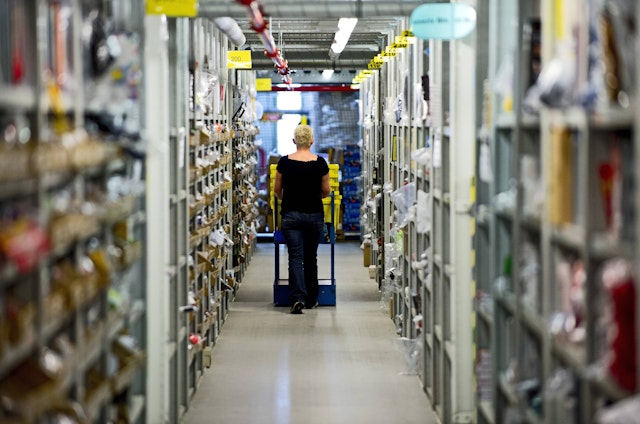 Leipzig: Amazon-Mitarbeiter stirbt, Schicht läuft weiter