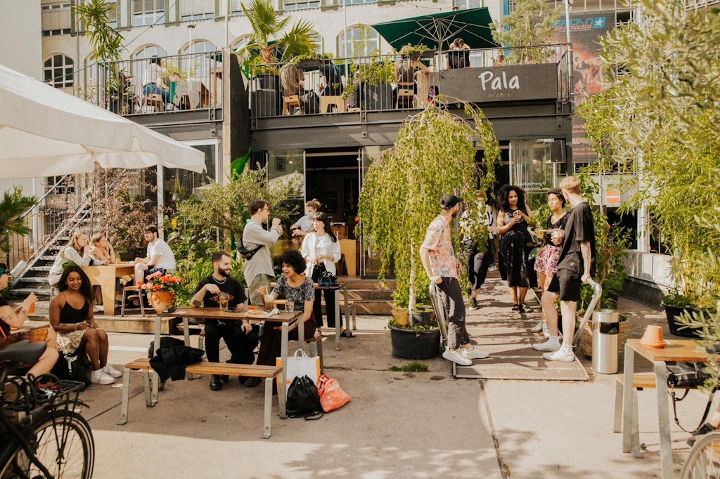 Café Pala: Griechische Utopie am Neuköllner Hermannplatz