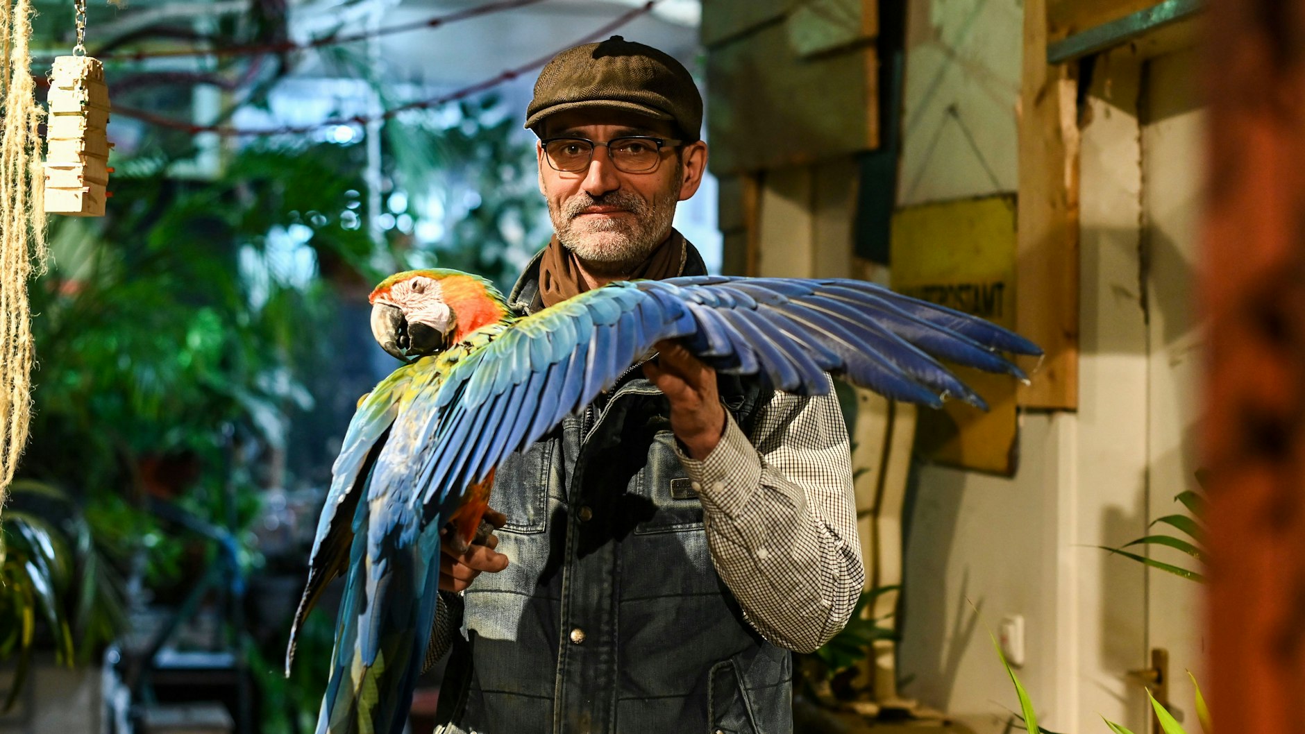 Aus für Traditionsgeschäft auf der Schönhauser Allee – das Blumencafé ...