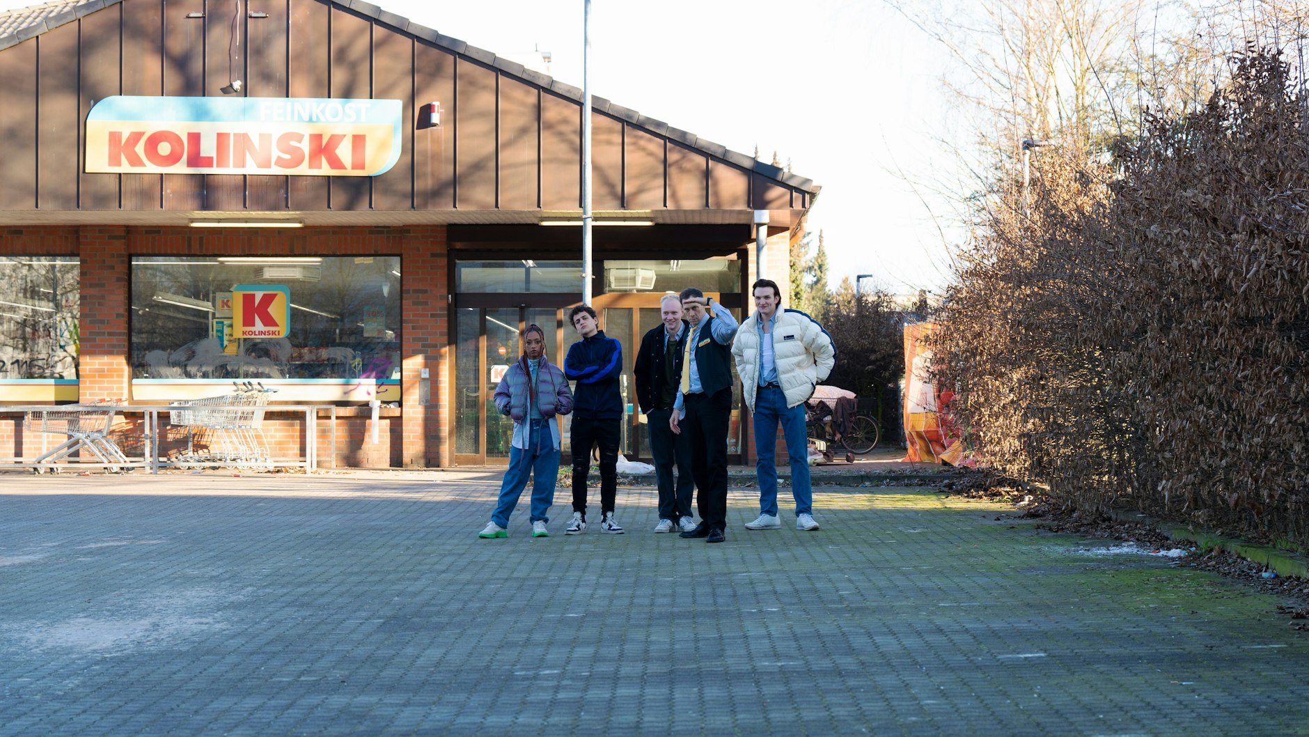„Die Discounter“ ziehen um: Für die dritte Staffel gibt es einen neuen ...