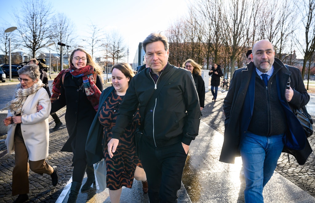 Ampel-Koalition sitzt sich im Kanzleramt die Hintern breit