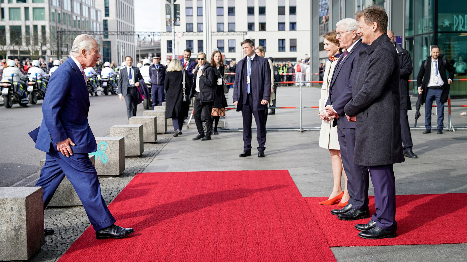 Im Zug mit Charles nach Hamburg