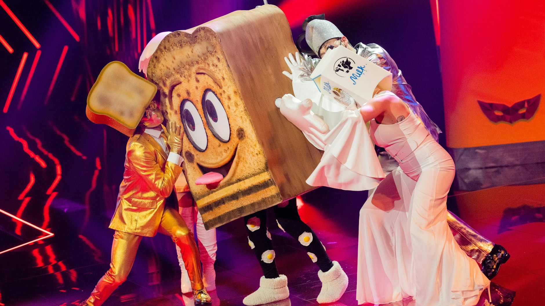 Der Toast bei „Masked Singer“: DAS verrät die Maske über den Star