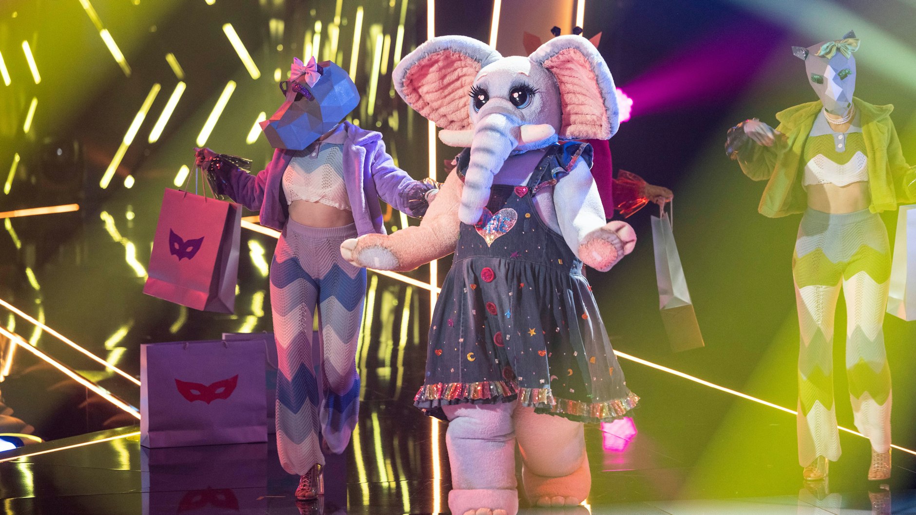 Hammer bei „The Masked Singer“: Stars enthüllt – die KOMPLETTE Liste ...