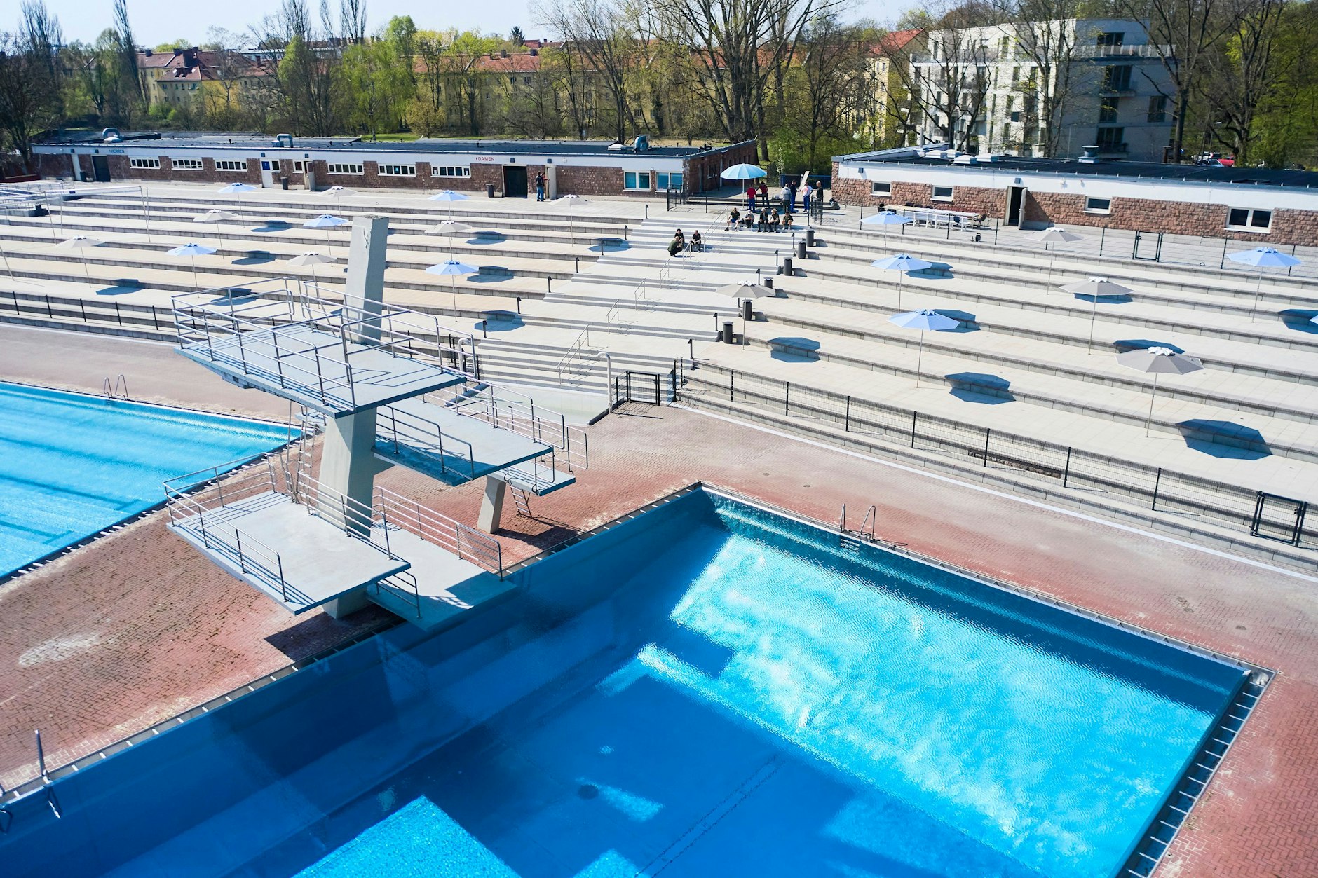 Riviera-Feeling jetzt im Freibad Pankow
