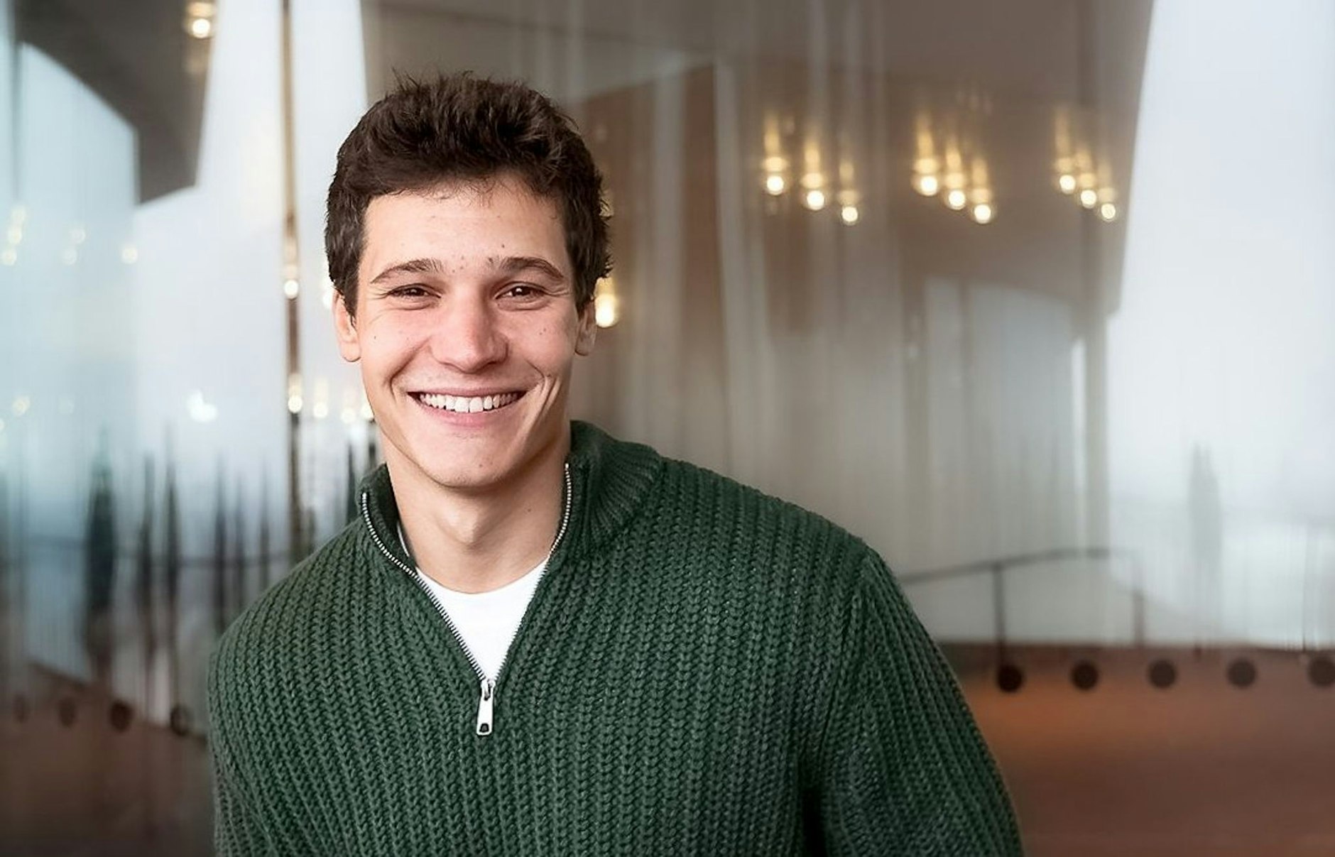 Öffentlicher Liebesbeweis: Wincent Weiss bringt Freundin mit zur ...